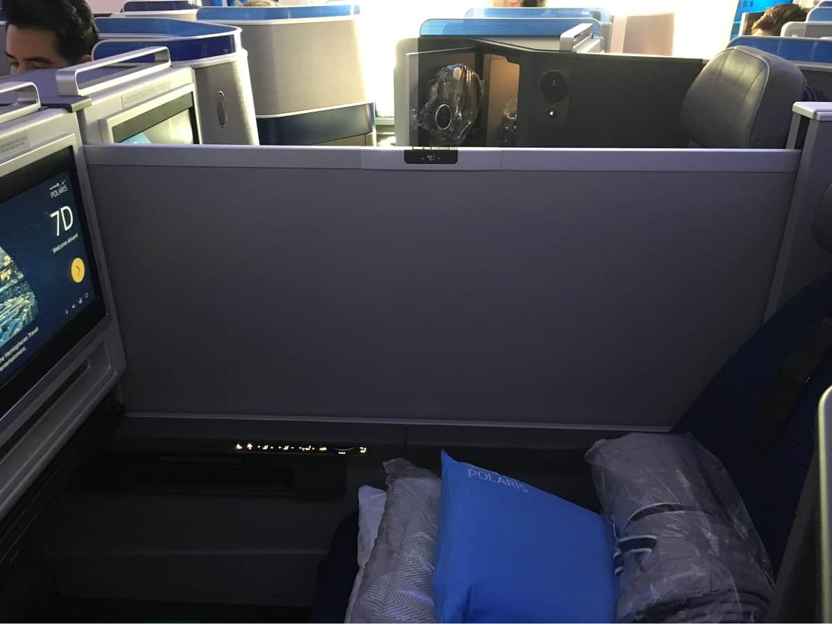 United Polaris Lounge and Flight Review from Newark (EWR) to Tel Aviv ...